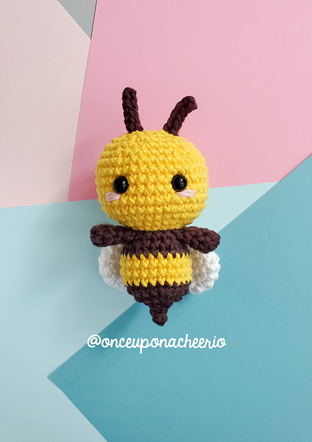 Ravelry: Bumbo the Bee pattern by Juli Anne