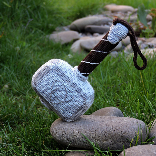Ravelry: Hammer of Thor pattern by Valeriia Tomashova