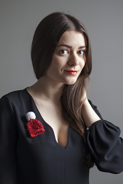 Ravelry: Mini Santa hat Christmas Brooch pattern by Anna Ivleva