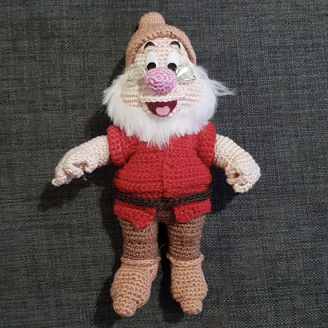 Ravelry: Doc Snow White pattern by Chantelle @onescreativemind