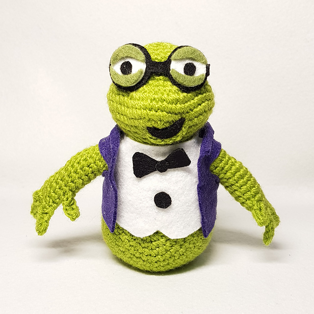 Ravelry: Bookworm Toy Story pattern by Chantelle @onescreativemind