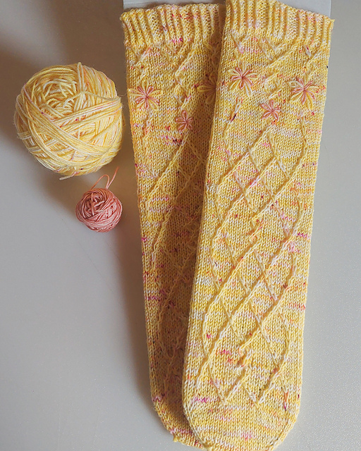 Ravelry: Secrets of the Flower pattern by Jocelyn Frasier