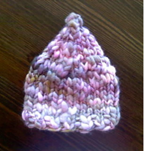 Ravelry: Baby Pixie Hat 0-3 Months pattern by Carrie Piper