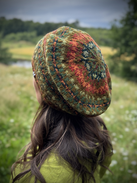 Ravelry: Burra Beret ~ Papil pattern by Ooieknits ~ Tracey Doyle