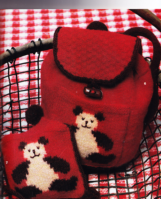 Ravelry: #06 Panda Backpack pattern by Linda Cyr