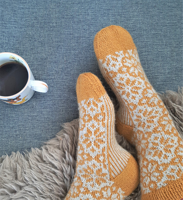 Ravelry: Solar socks pattern by Inger Berg