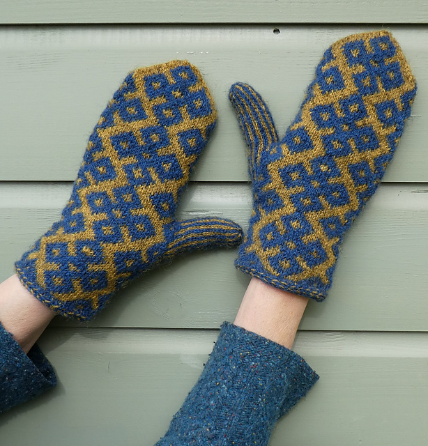 Ravelry: Jorvik Mittens pattern by Outi Kater