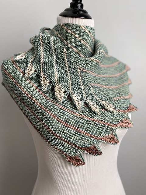 Ravelry: Hydrophily pattern by Sarah Jordan