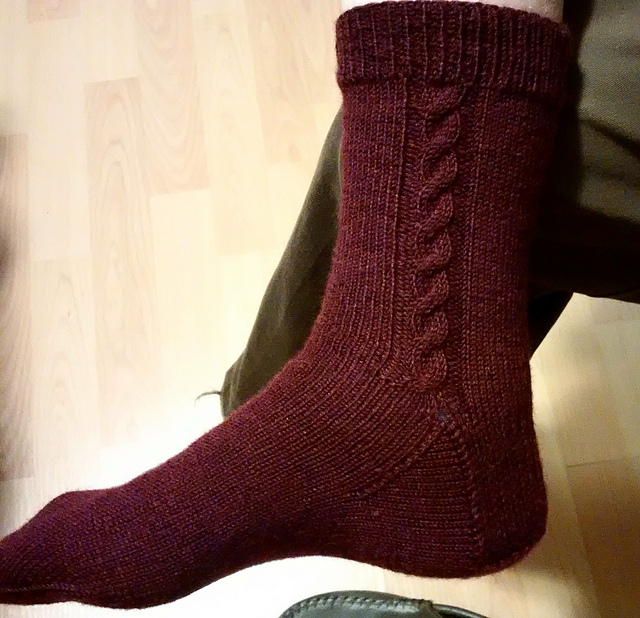 Ravelry: Men's Cable Clock Socks #309 pattern by Nell Armstrong