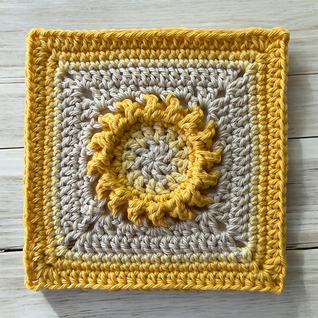 Ravelry: Sol Square pattern by Pam Knighton-Haener