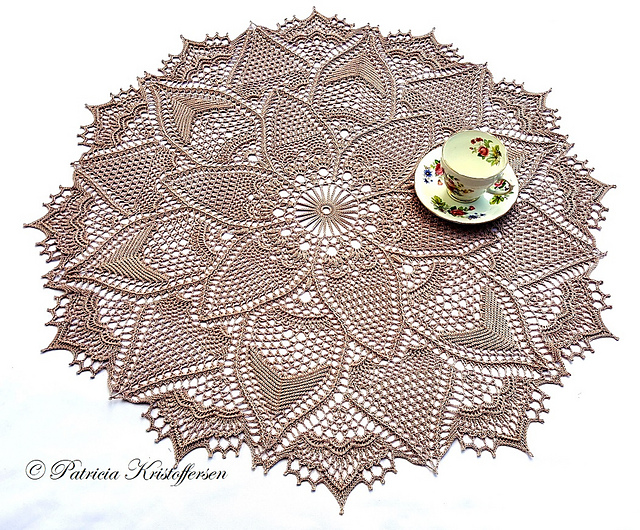 Ravelry: Pamela's Garden & Lil' Pam pattern by Patricia Kristoffersen