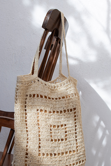 Ravelry: FRAMES BAG pattern by PLEXTO