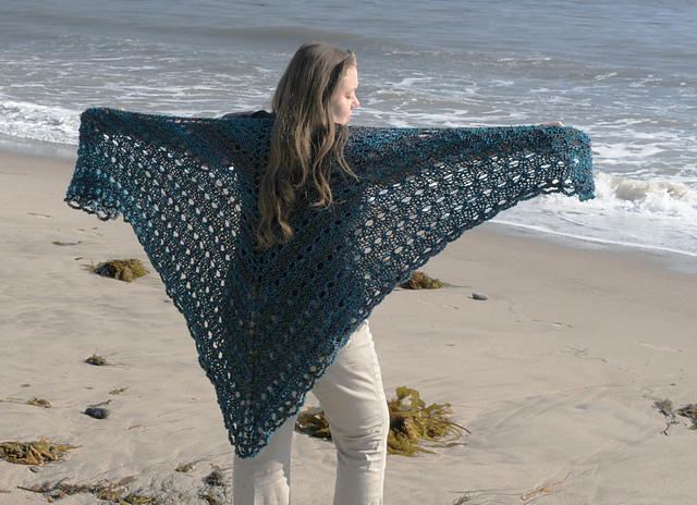 Ravelry: Splendid Triangle Shawl (Medium) pattern by Lion Brand Yarn