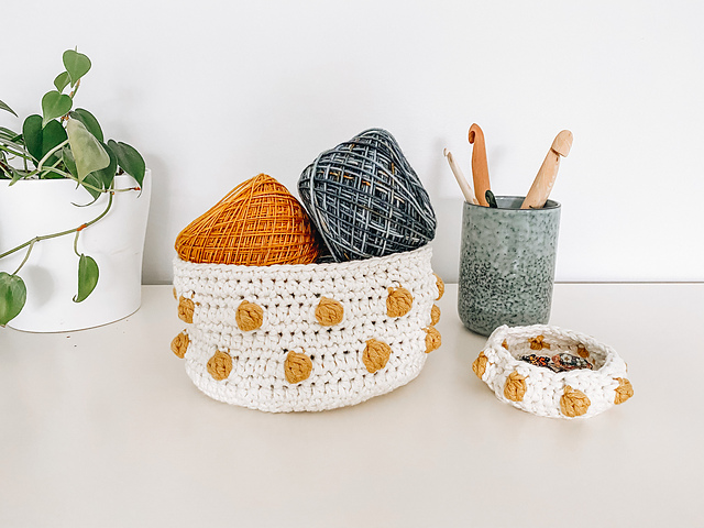 Ravelry: Henley Bobble Basket pattern by Pacific Knot