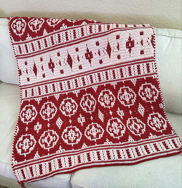 Ravelry: Damas pattern by Pam Somner