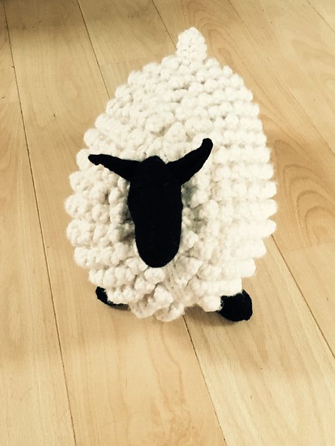 Ravelry: Pamclyde's Bobble Sheep Pillow