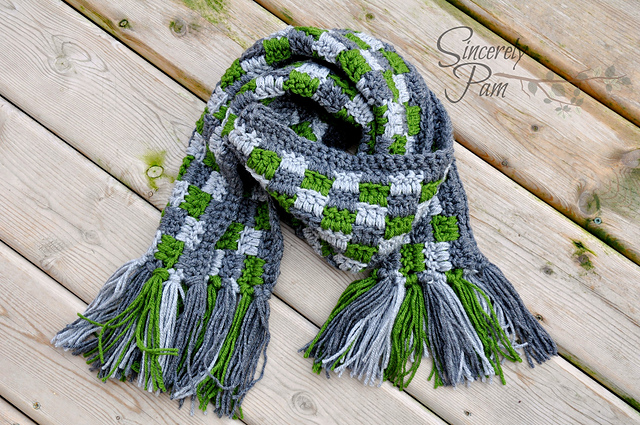 Ravelry: Griffin Scarf pattern by Sincerely Pam