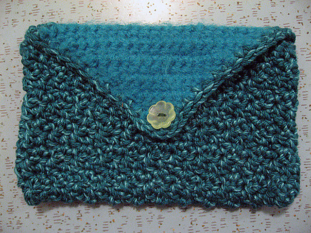 Ravelry: Envelope Purse pattern by Anne Akers Johnson