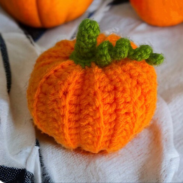 Ravelry: Crochet Stuffed Pumpkin pattern by Papari Sharma