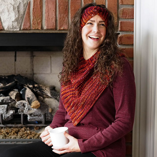 Ravelry: Cozy Chic Cowl pattern by Lisa K. Ross