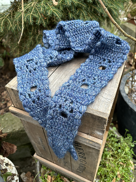 Ravelry: My Paw Print Scarf pattern by Dorthe Parsow Beck