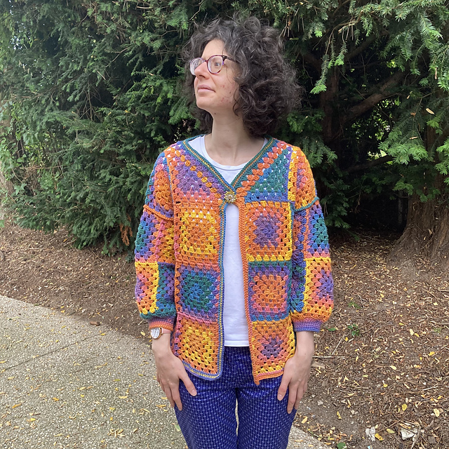 Ravelry: PascaleAudrey's Everyday Granny Square Cardigan