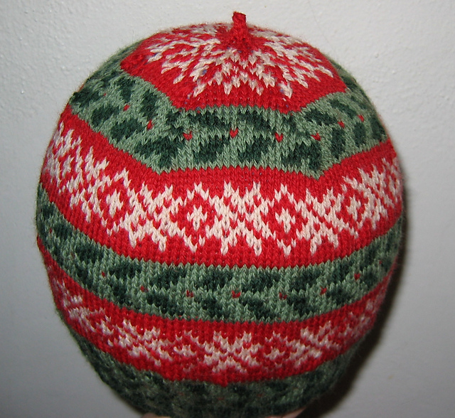 Ravelry: Deck the Halls Christmas Hat pattern by Deborah Tomasello