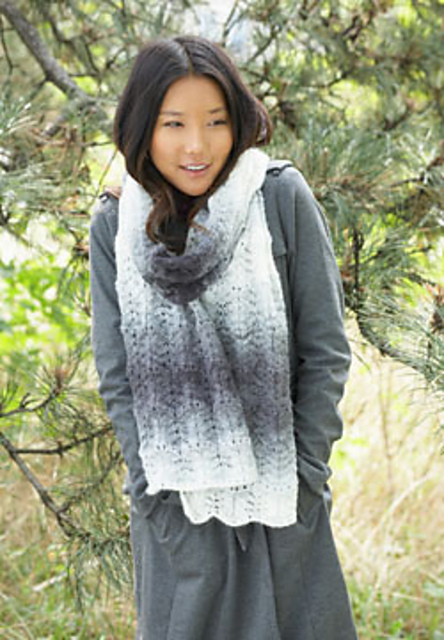 Ravelry: Lofty Ripple Scarf pattern by Patons