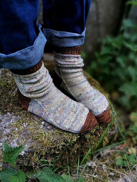 Ravelry: Rosette Socks pattern by Rebekka Mauser