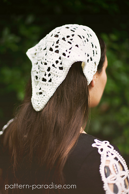 Ravelry: Aspen Kerchief pattern by Maria Bittner