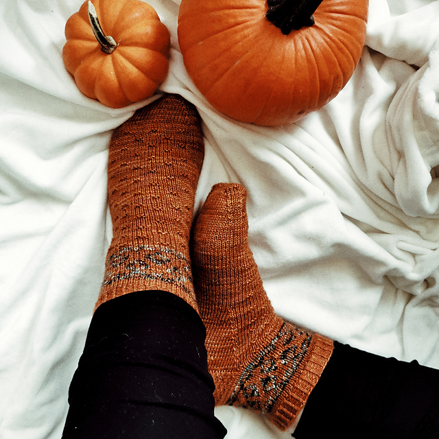 Ravelry: Gates of Autumn Socks pattern by Autumn Poppy Designs