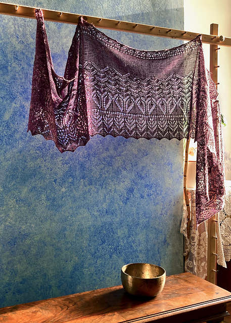 Ravelry: Udolpho pattern by Paula Kibildis