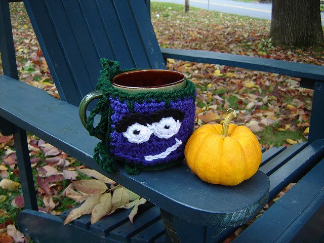 Ravelry: Monster face mug cozy pattern by Paula Shea