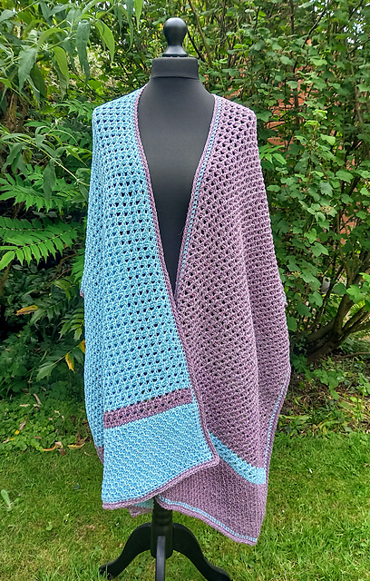 Ravelry: Heartwood Shawl pattern by Sue Pearson