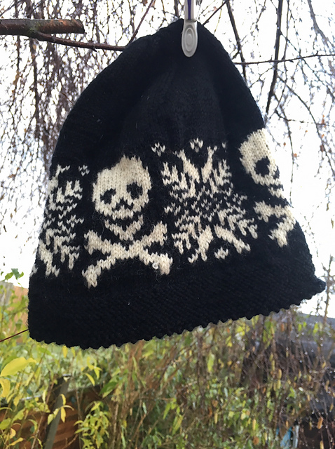 Ravelry: Bad Ass Snowflake Hat pattern by Penelope Hemingway
