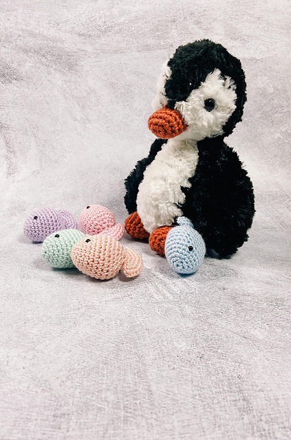 Ravelry: Fluffy Penguin Stuffed Animal pattern by Stacie Moss