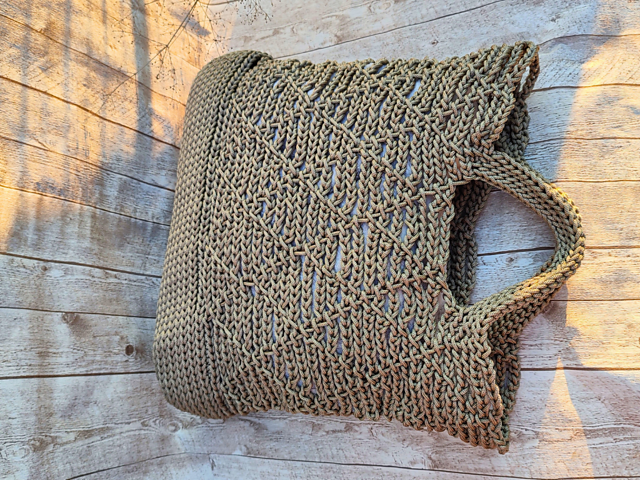 Ravelry: Large Tote Bag pattern by NATESSA | Sacred Crochet Art