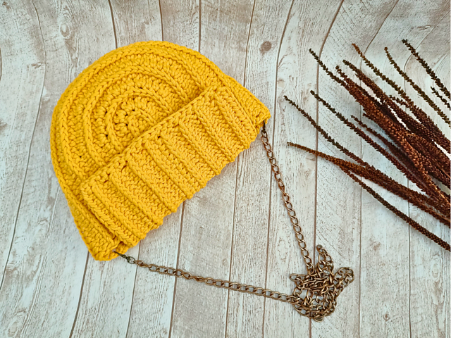 Ravelry: Half Moon Bag pattern by NATESSA | Sacred Crochet Art