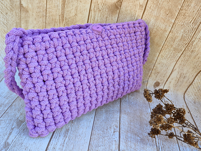 Ravelry: 1 Skein Mini Bag pattern by NATESSA | Sacred Crochet Art