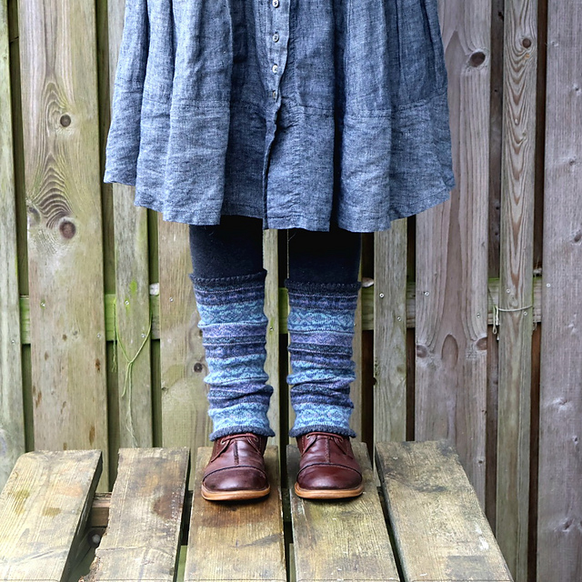 Ravelry: Mave legwarmers pattern by Rinske Bijlemeer