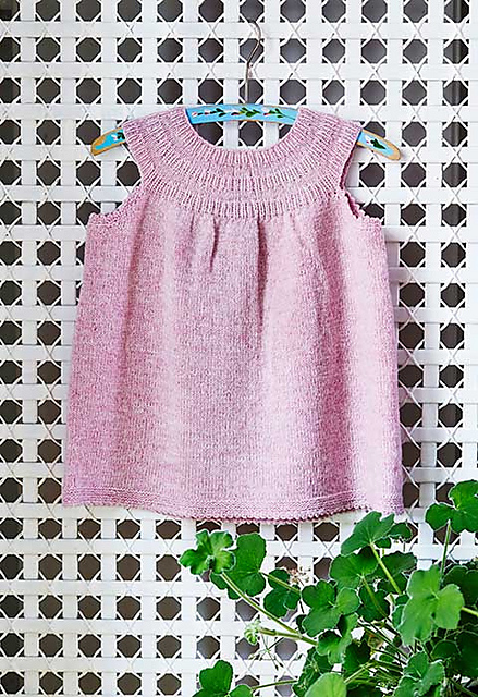 Ravelry: Tilda Girl's Dress pattern by Pernille Cordes