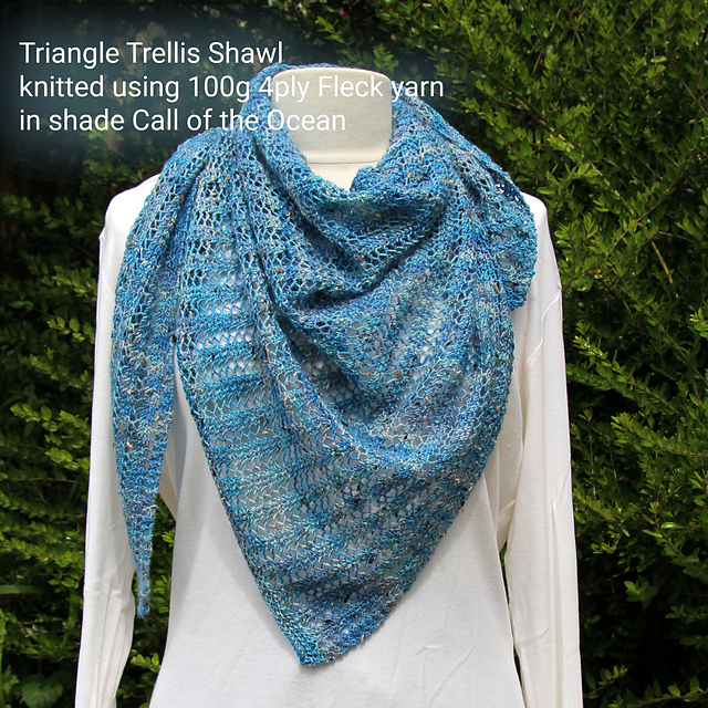 Ravelry: Triangle Trellis Shawl pattern by Steph Thornton