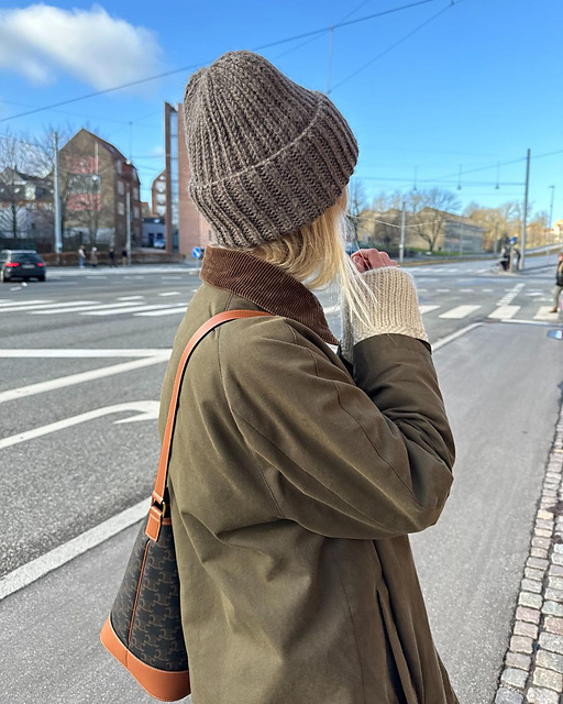 Ravelry: September Hat pattern by PetiteKnit