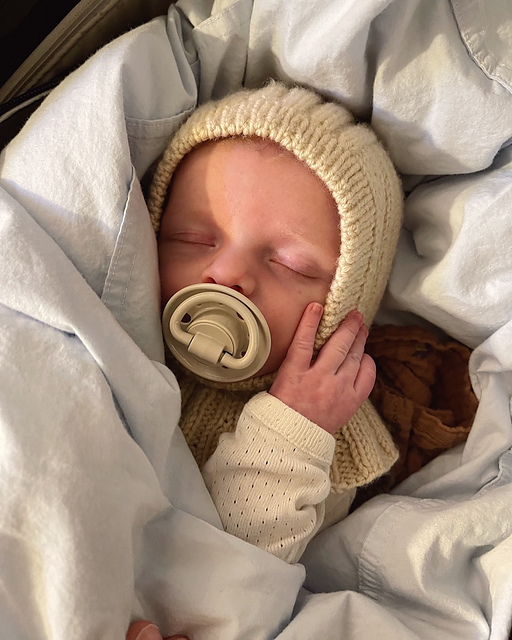 Ravelry: Sunday Balaclava Baby pattern by PetiteKnit