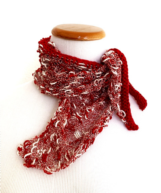 Ravelry: Kerchief mini pattern by Petra Breakstone