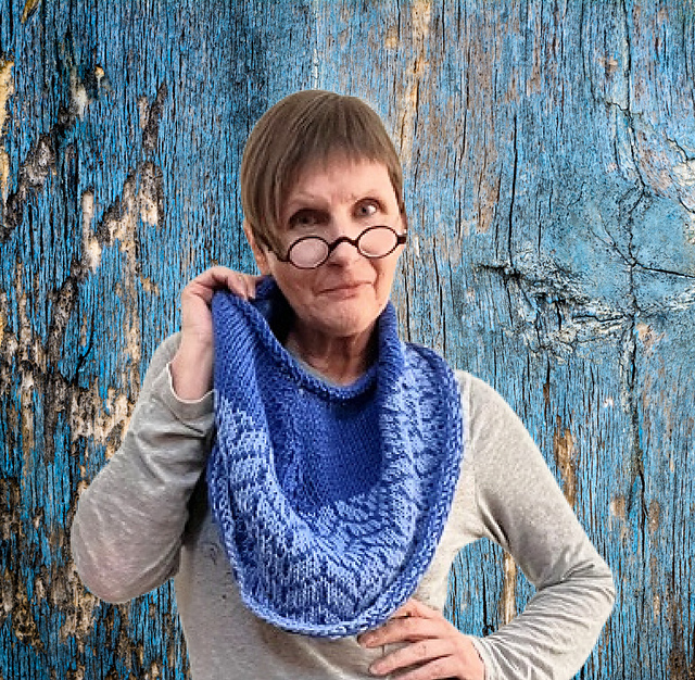 Ravelry: On edge cowl pattern by Petra Breakstone