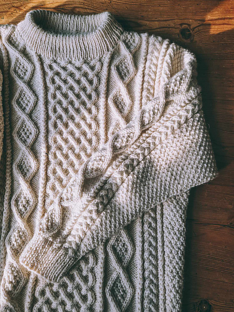 Ravelry: Flettusgenser voksen pattern by Pernille Pia