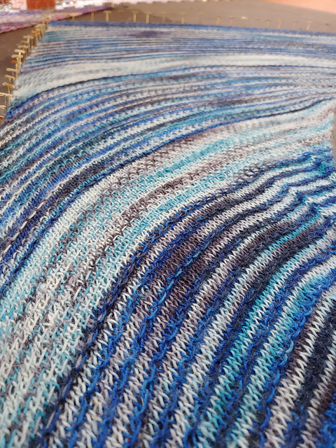 Ravelry: PickleGirl's Dueling Hug Shots