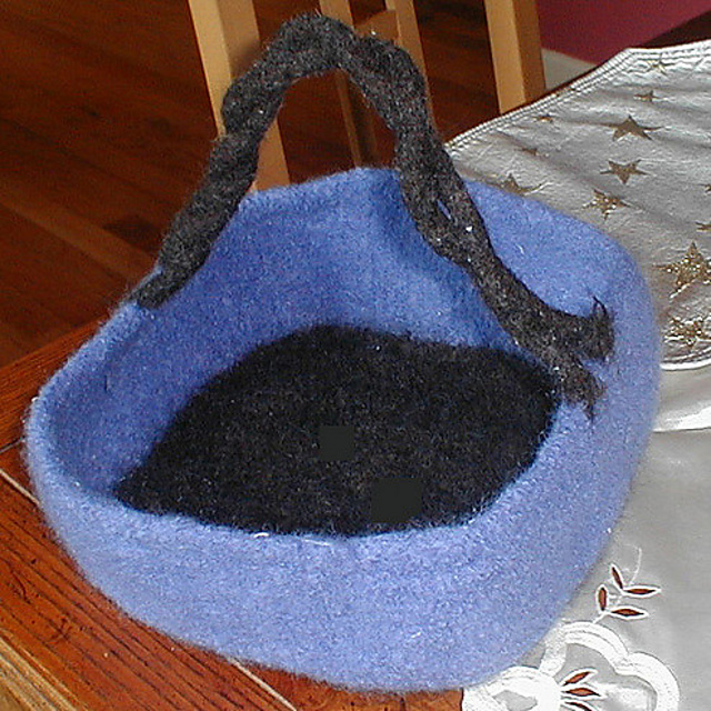 Ravelry: Felted Project Basket pattern by Shelley Golard