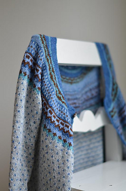 Ravelry: Pinneguri's Loppa-kofta